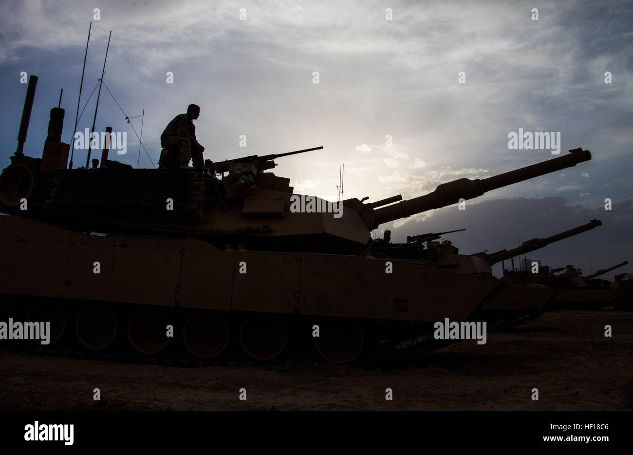 Shir Tank Stock Photos & Shir Tank Stock Images - Alamy