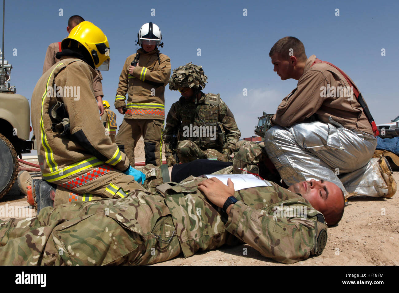 British soldiers afghanistan fire hi-res stock photography and images ...