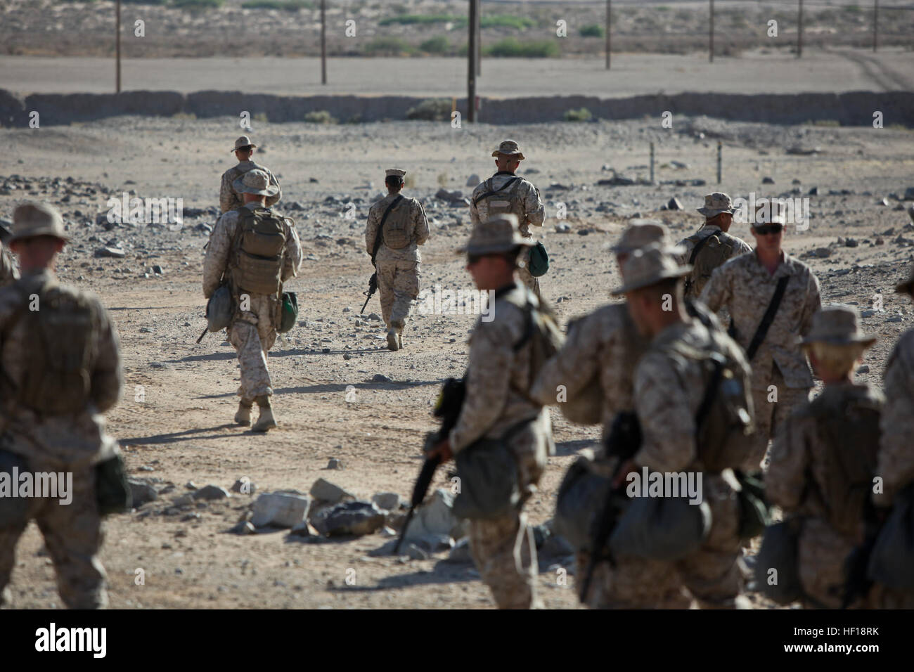 U.S. Marines with 1st Marine Division Band, Headquarters and Support ...