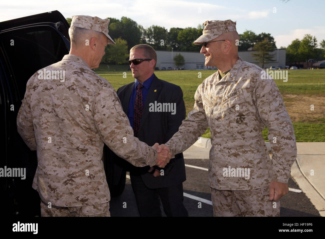 The 35th Commandant of the Marine Corps, Gen. James F. Amos, left ...