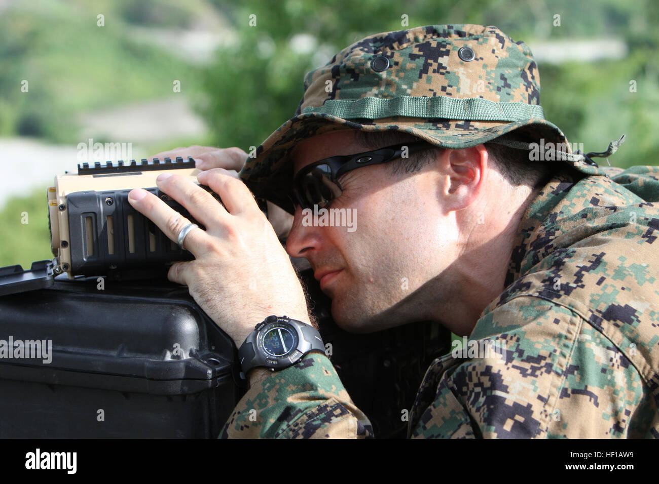Laser target designator hi-res stock photography and images - Alamy
