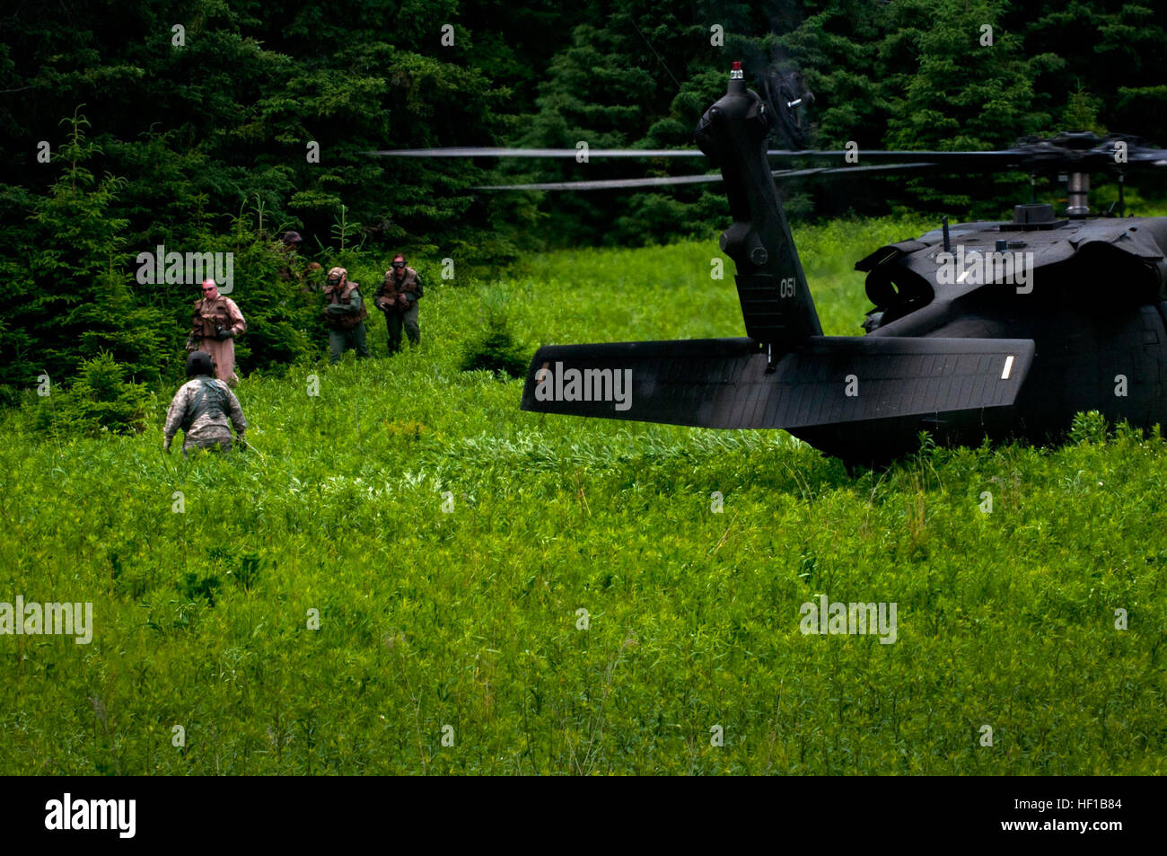 Soldiers of the Minnesota Army National Guard assist in the 133rd ...