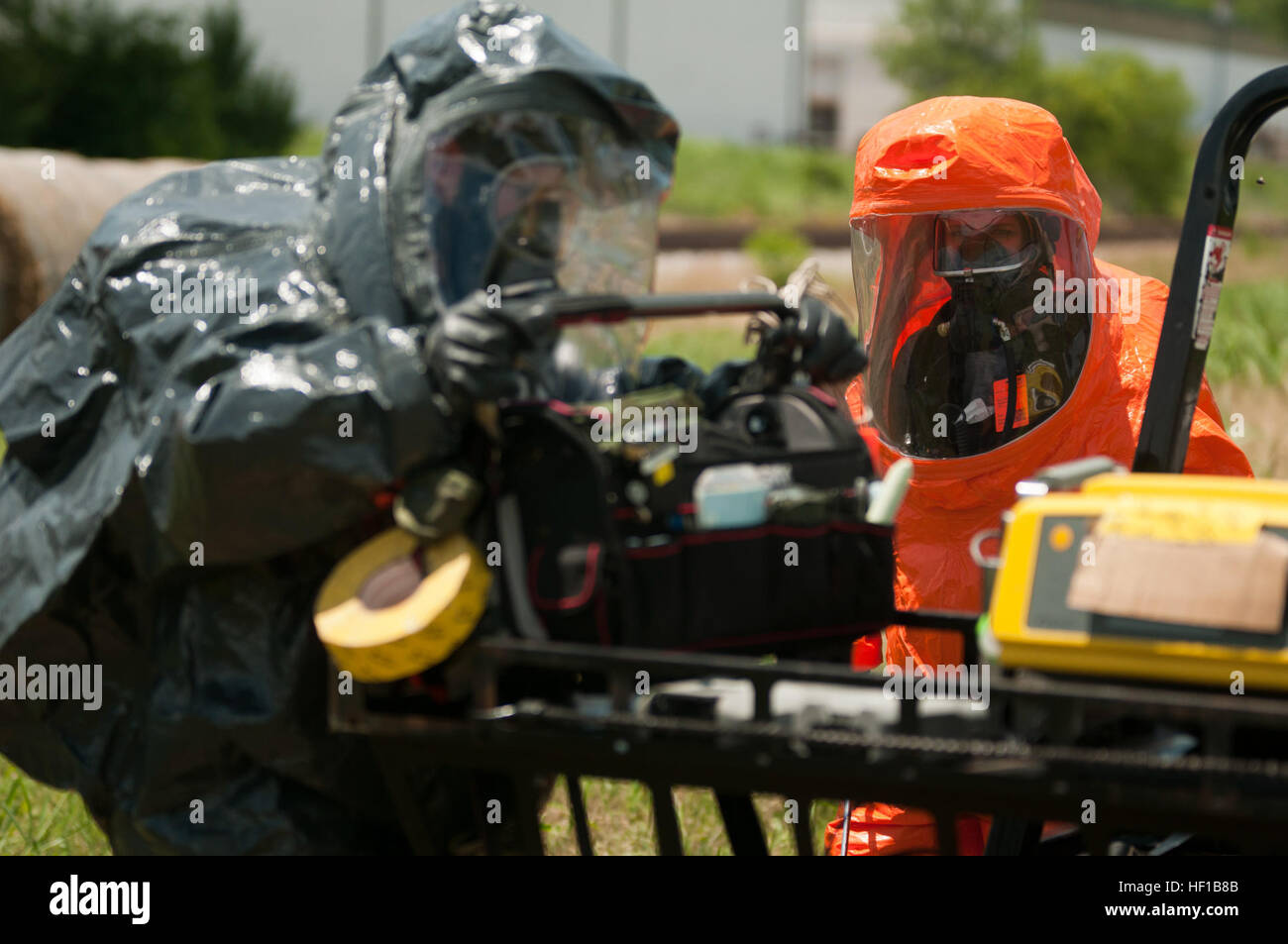 Soldiers of the 63rd Civil Support Team, Oklahoma National Guard train ...