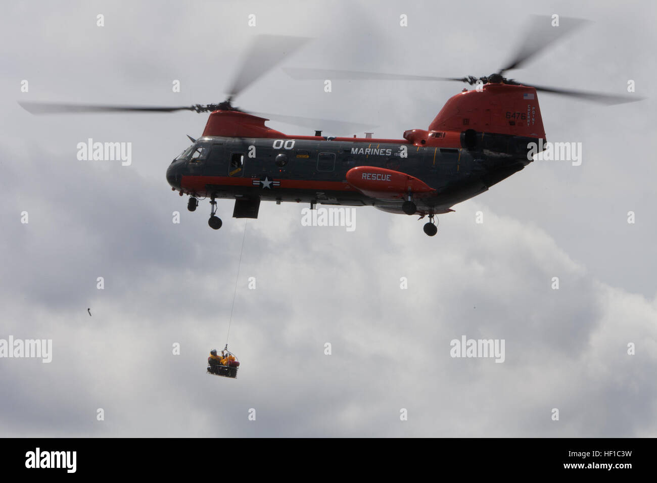 A HH-46E Sea Knight helicopter (Pedro) with Marine Transport Squadron 1 ...