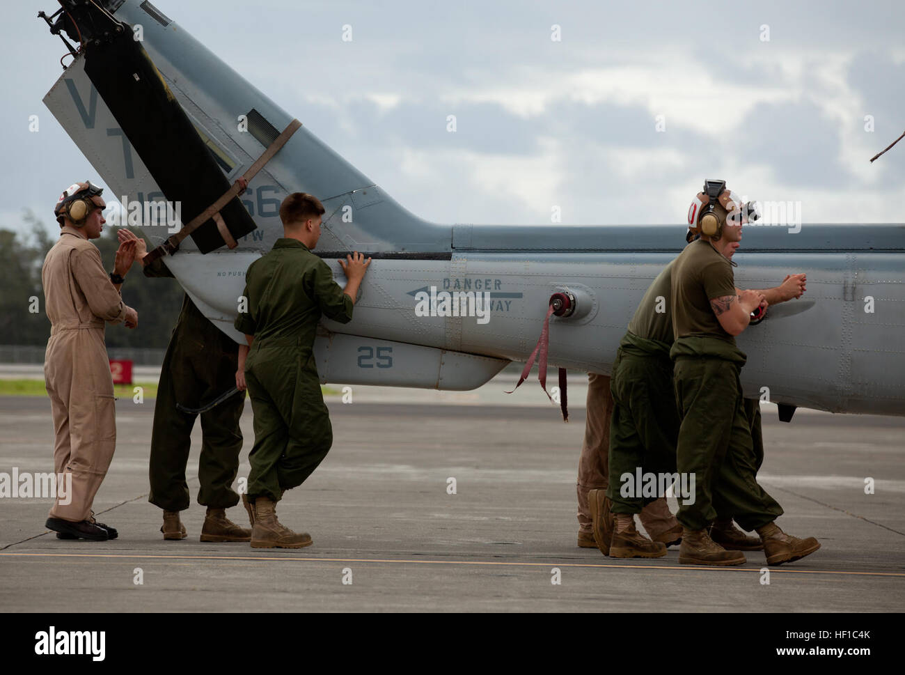U.S. Marines with Marine Light Attack Helicopter Squadron 367 (HMLA-367 ...