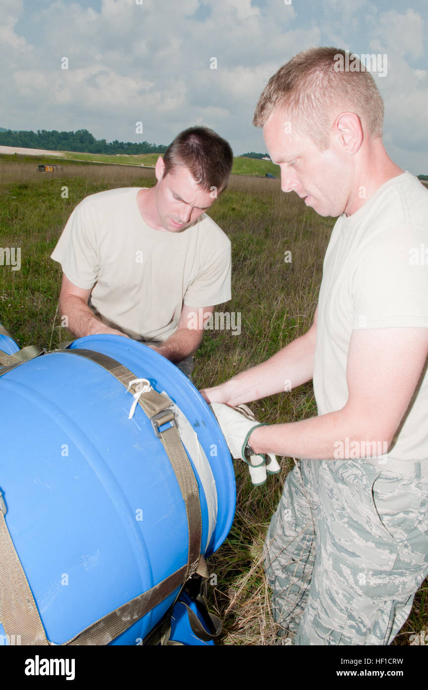 Technical Sergeant Jeremy Duffield and Airman 1st Class Daniel Tony of ...