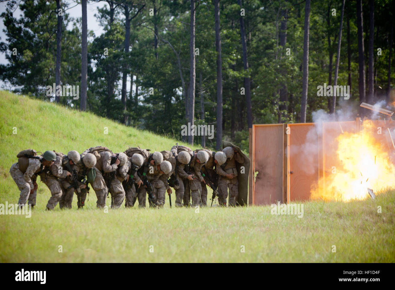 Marines with 2nd and 4th Combat Engineer Battalions and 8th Engineer ...