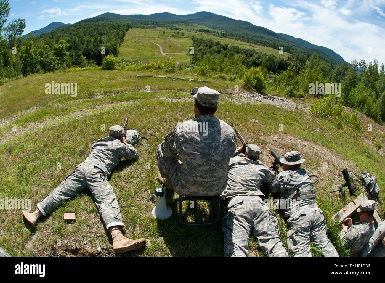Calculating distances hi-res stock photography and images - Alamy