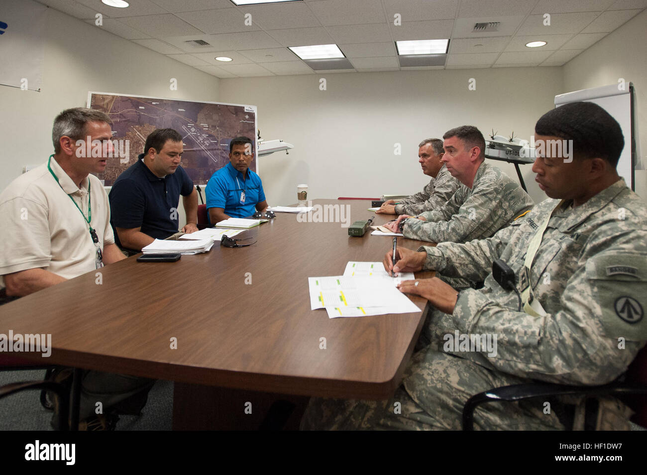 U s army lt col louis hi-res stock photography and images - Alamy