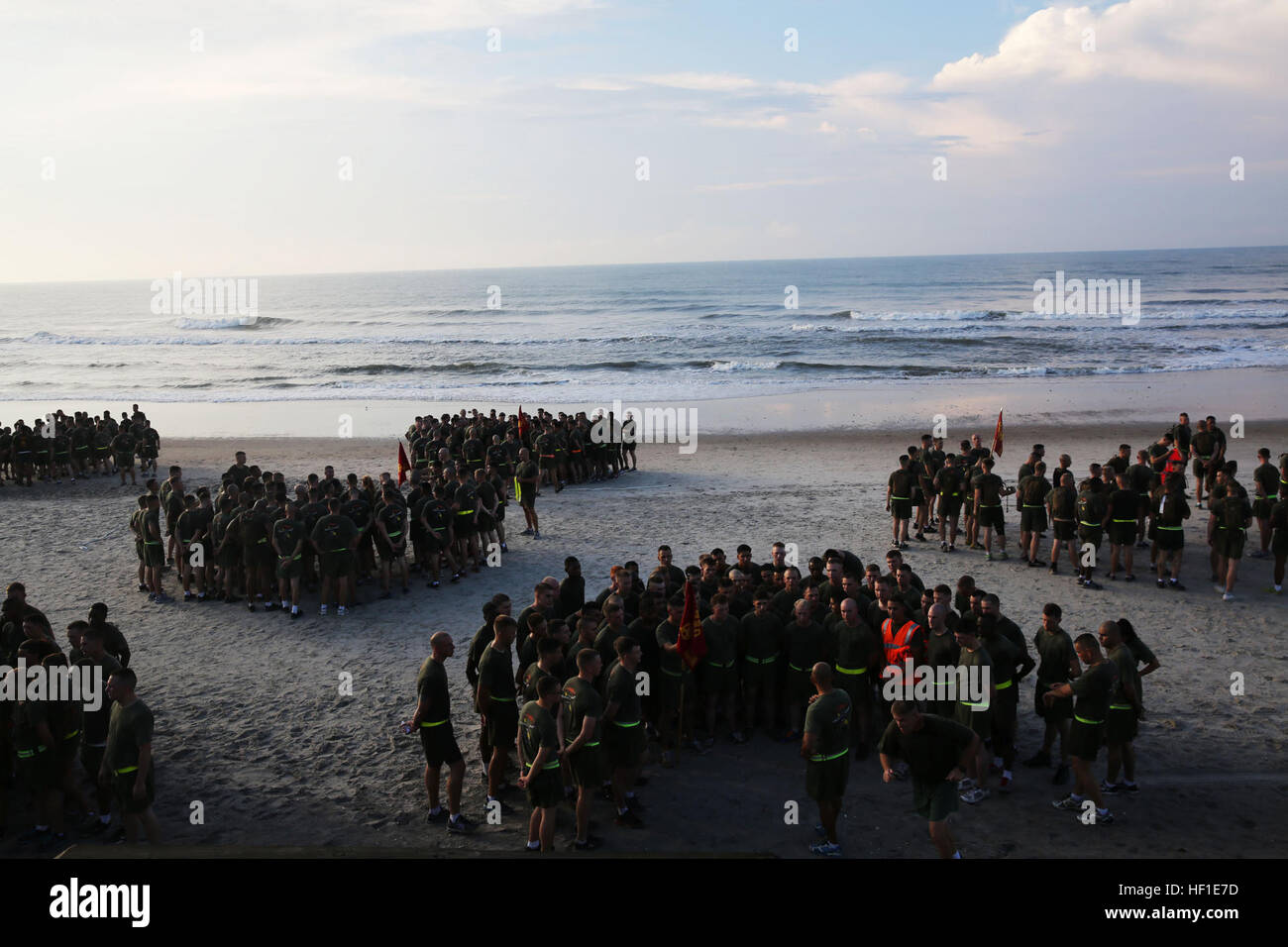 Marines with 2nd Maintenance Battalion, Combat Logistics Regiment 25 ...