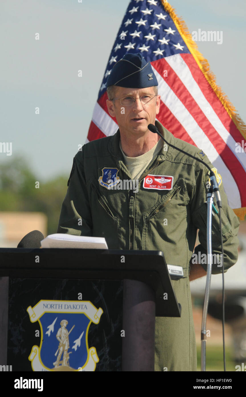 U.S. Air Force Col. Kent Olson, 119th Wing commander, speaks to unit ...