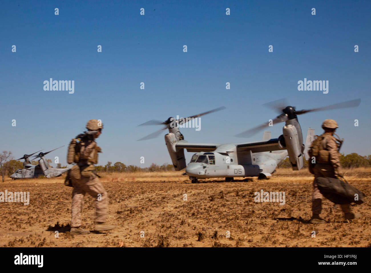 U.S. Marines with 1st Platoon, Echo Company, 2nd Battalion 4th Marines ...