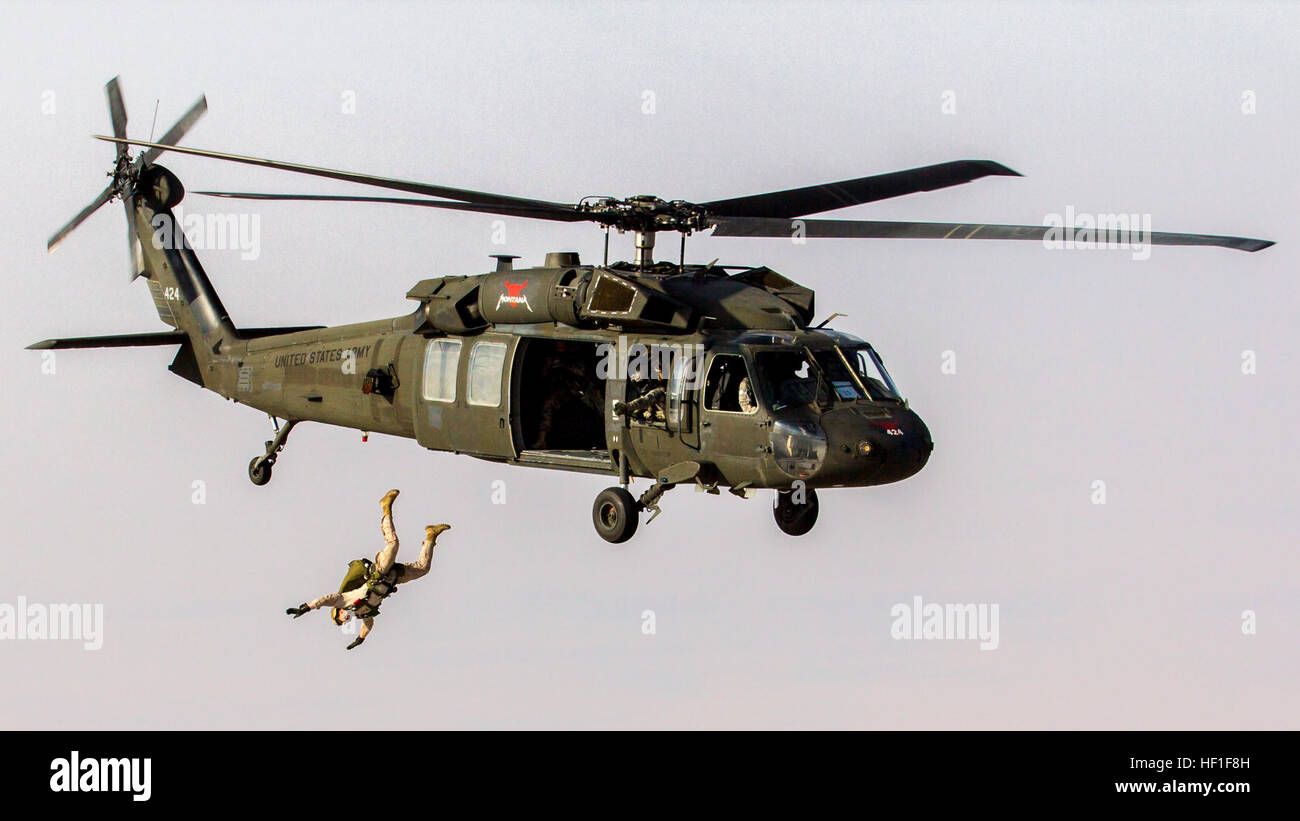 U.S. Marines assigned to Force Reconnaissance Platoon, Maritime Raid ...