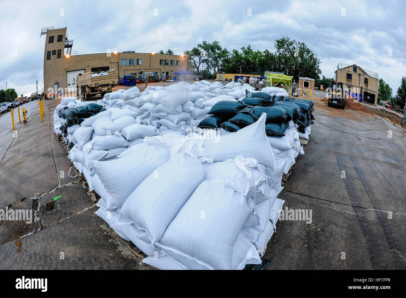 U.S. Soldiers and Airmen from the Colorado National Guard, along with ...