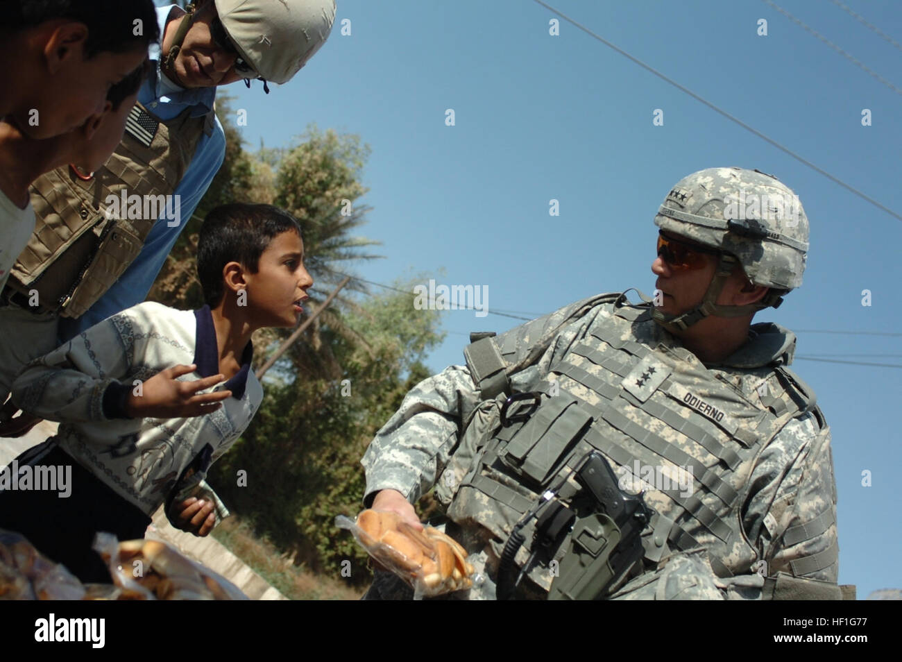 Lt gen raymond t odierno hi-res stock photography and images - Alamy