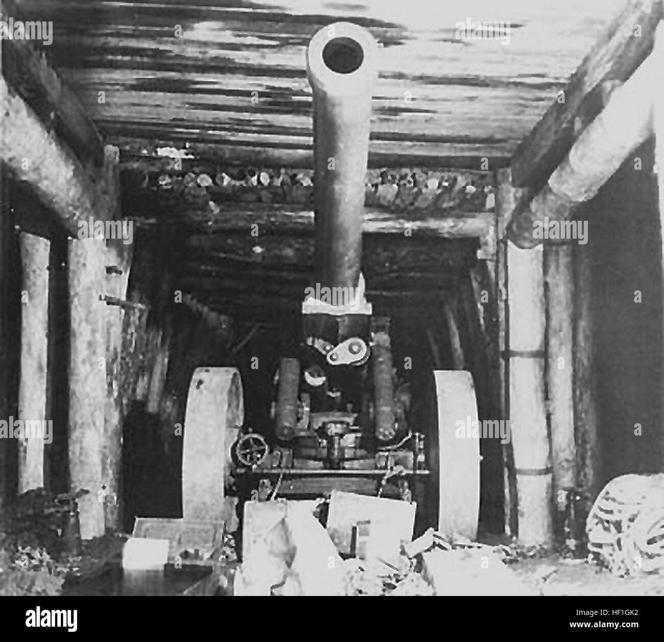 150 gun Black and White Stock Photos & Images - Alamy