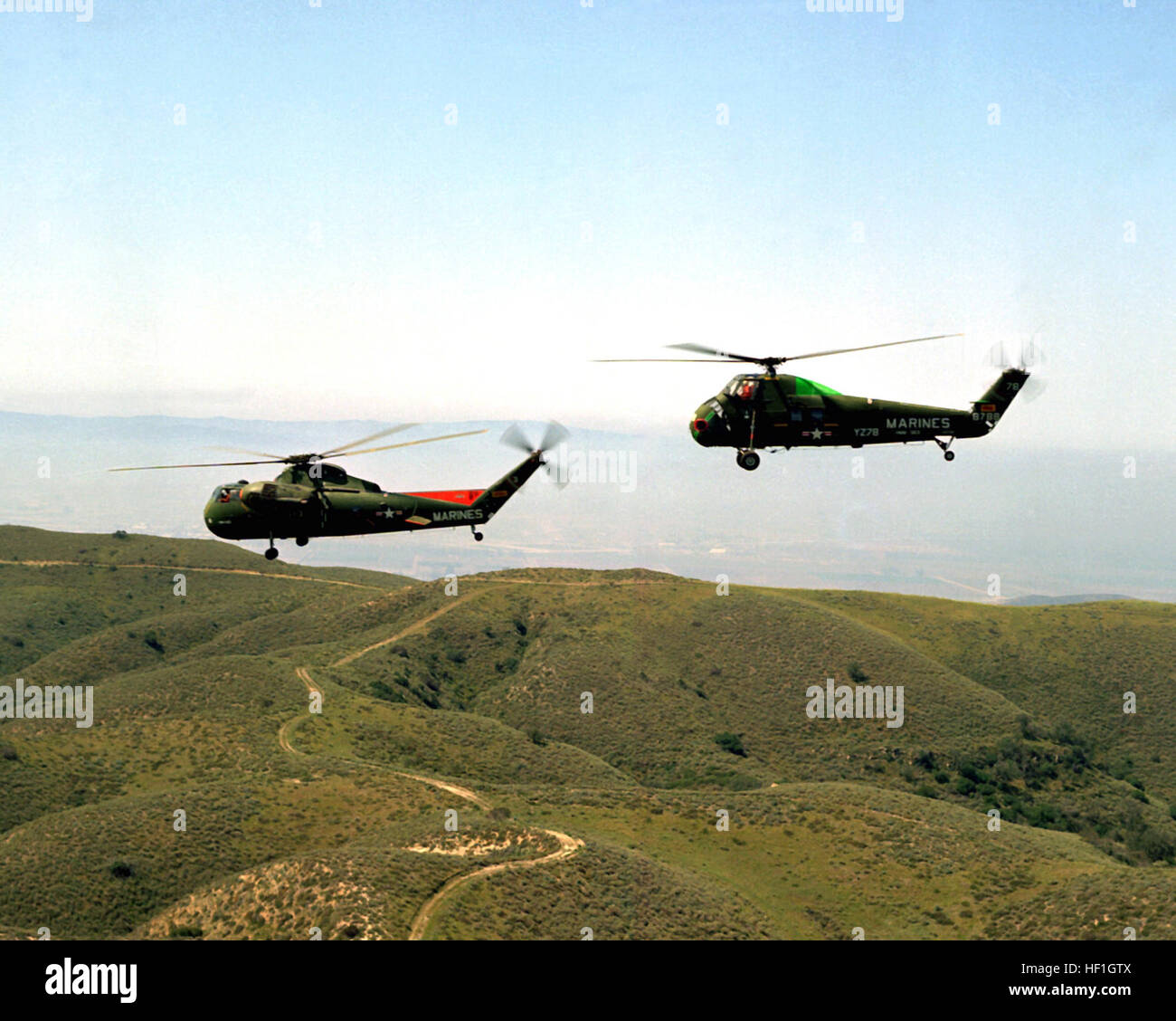 CH-37C and UH-34D USMC in flight 1964 Stock Photo - Alamy