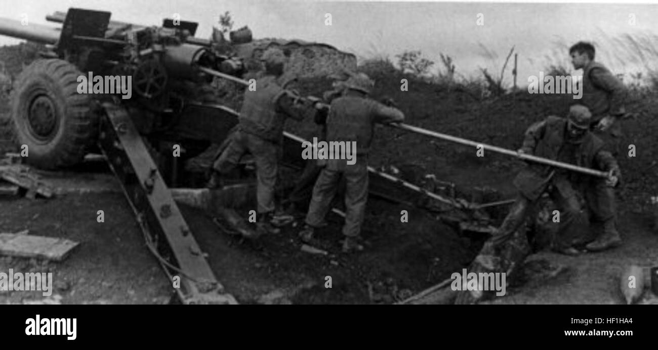 Khe sanh howitzer hi-res stock photography and images - Alamy