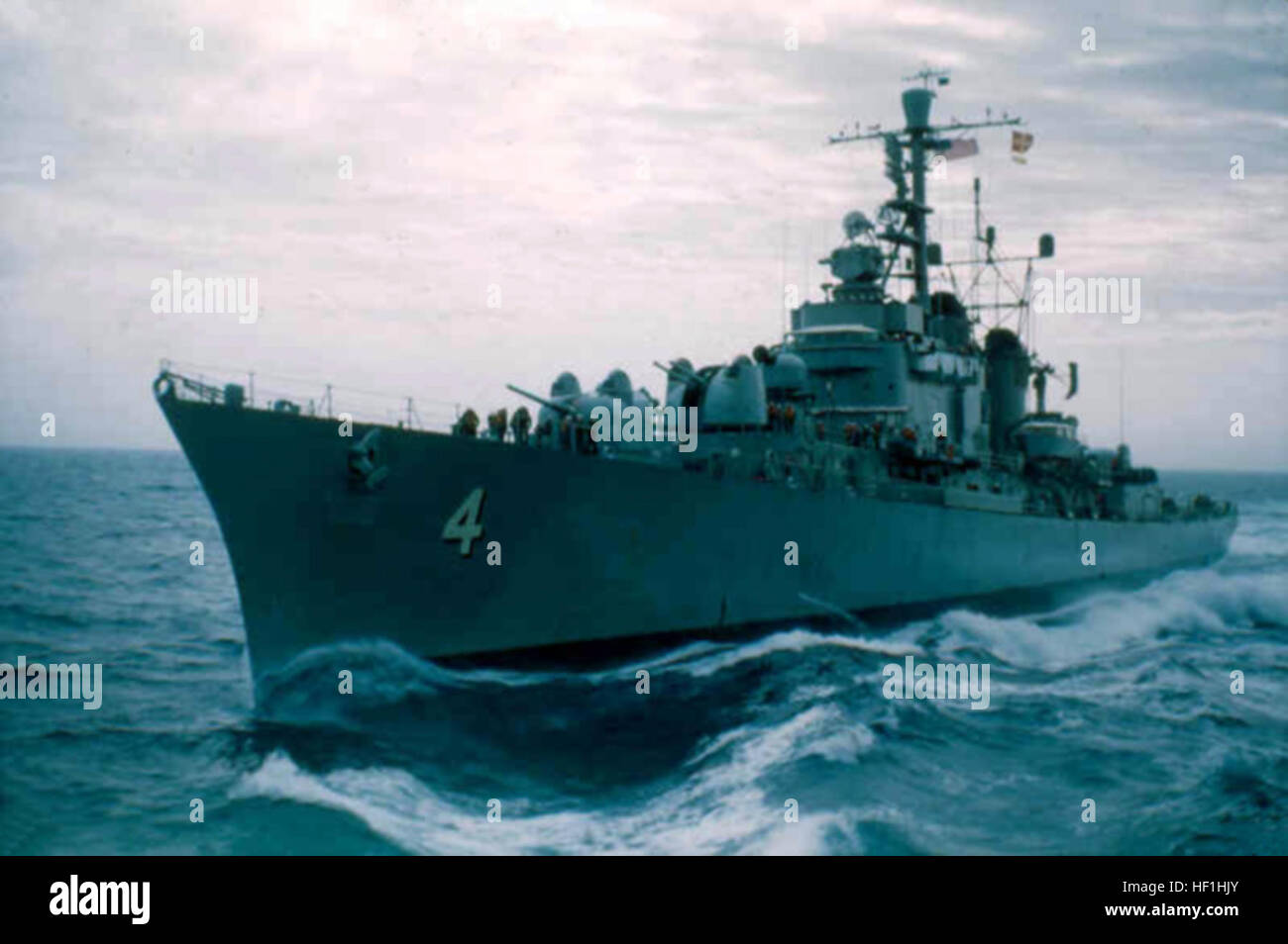 USS Willis A Lee (DL-4) in the Med 1959 Stock Photo - Alamy