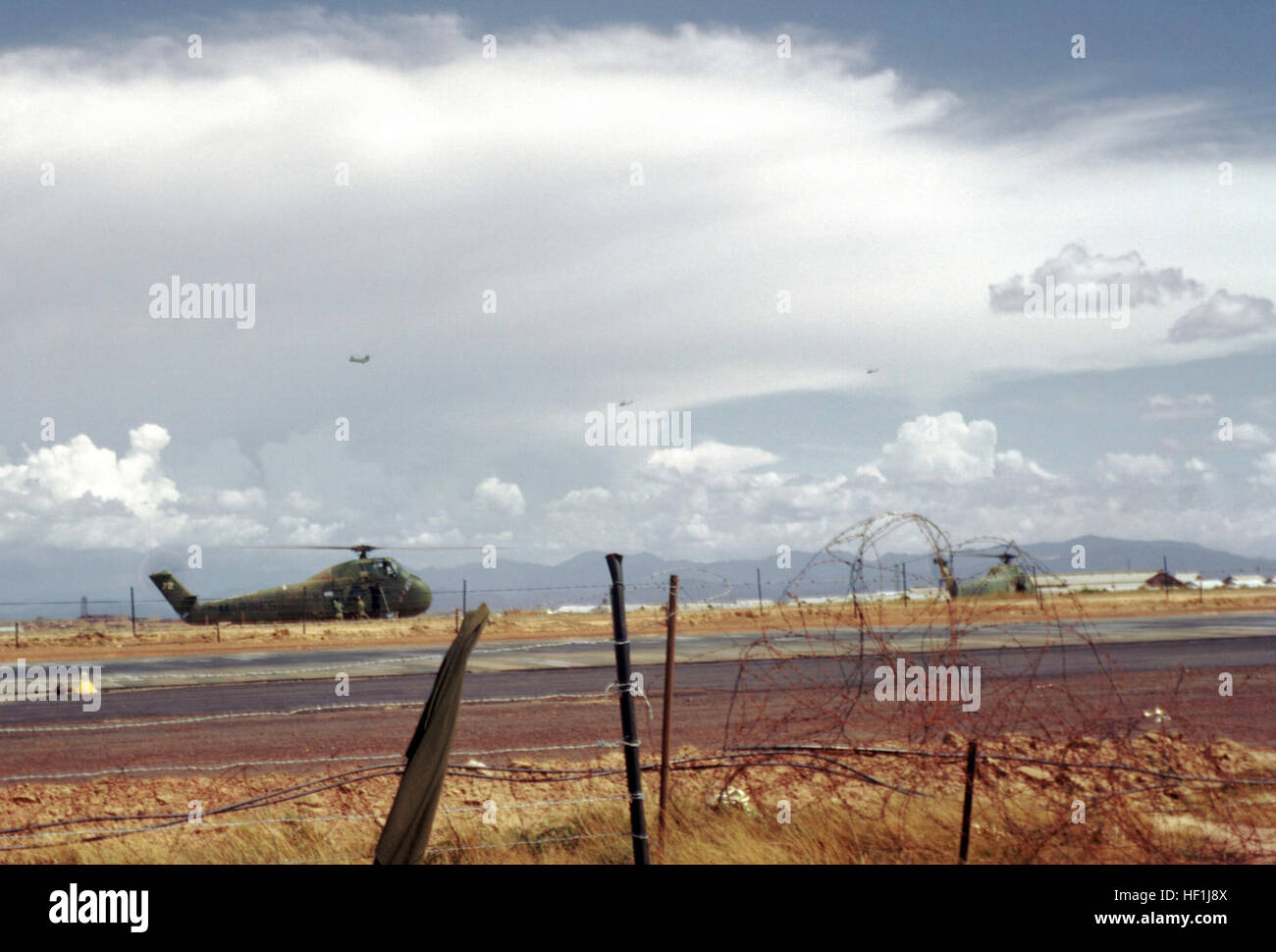 Helicopters at Dong Ha Combat Base 1967 Stock Photo - Alamy