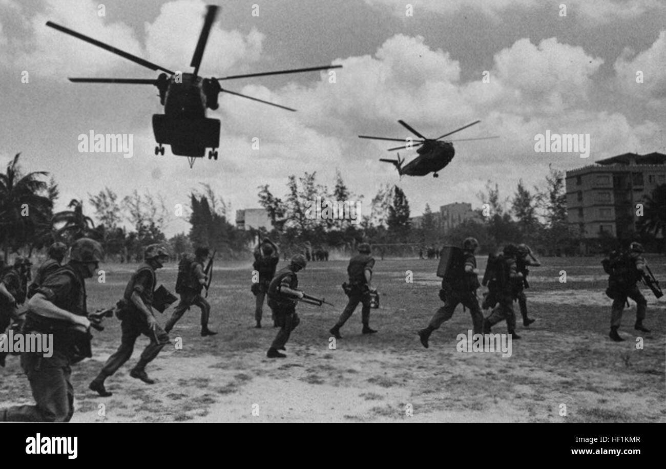 Marines deploy at LZ Hotel Stock Photo - Alamy