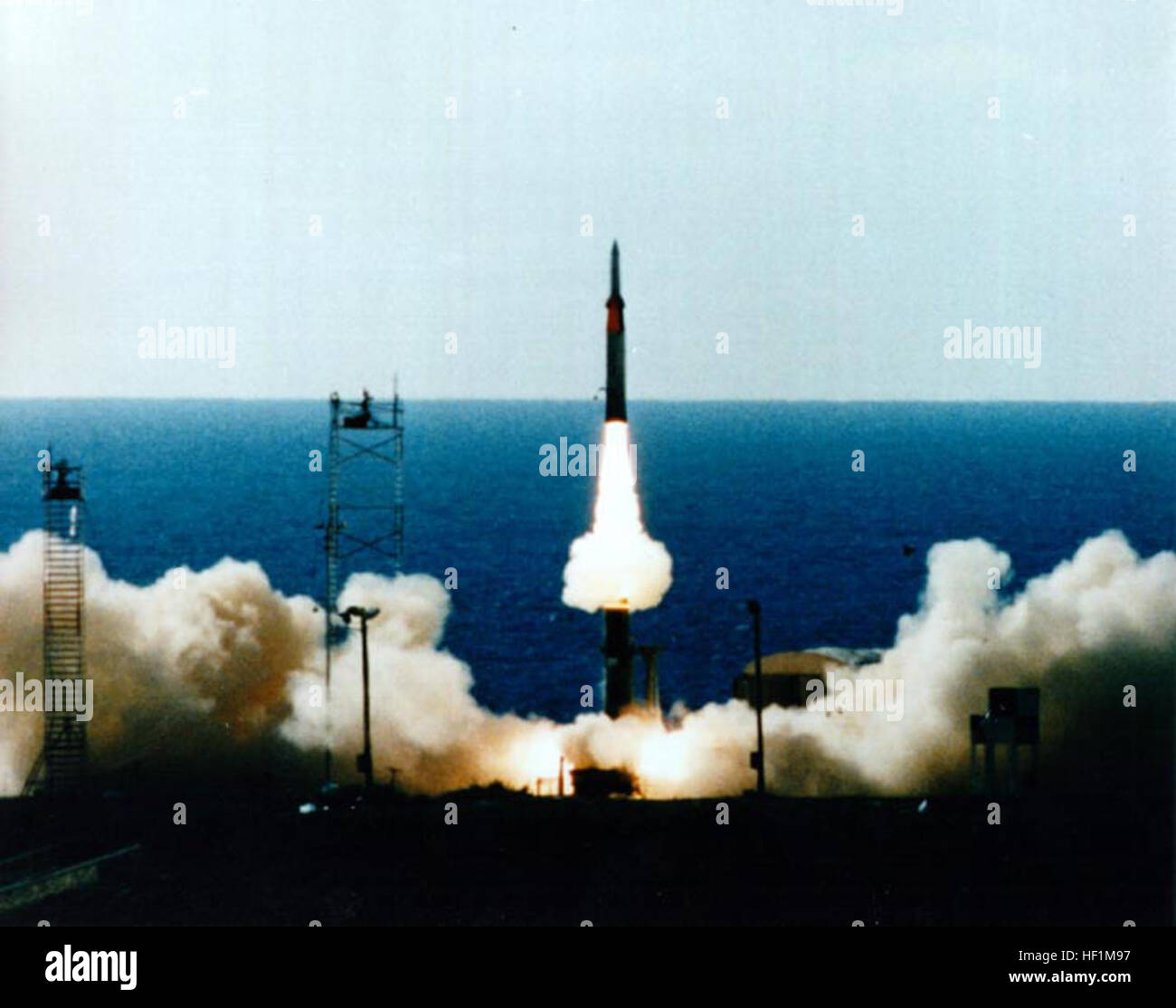 Mobile surface to air missile hi-res stock photography and images - Alamy