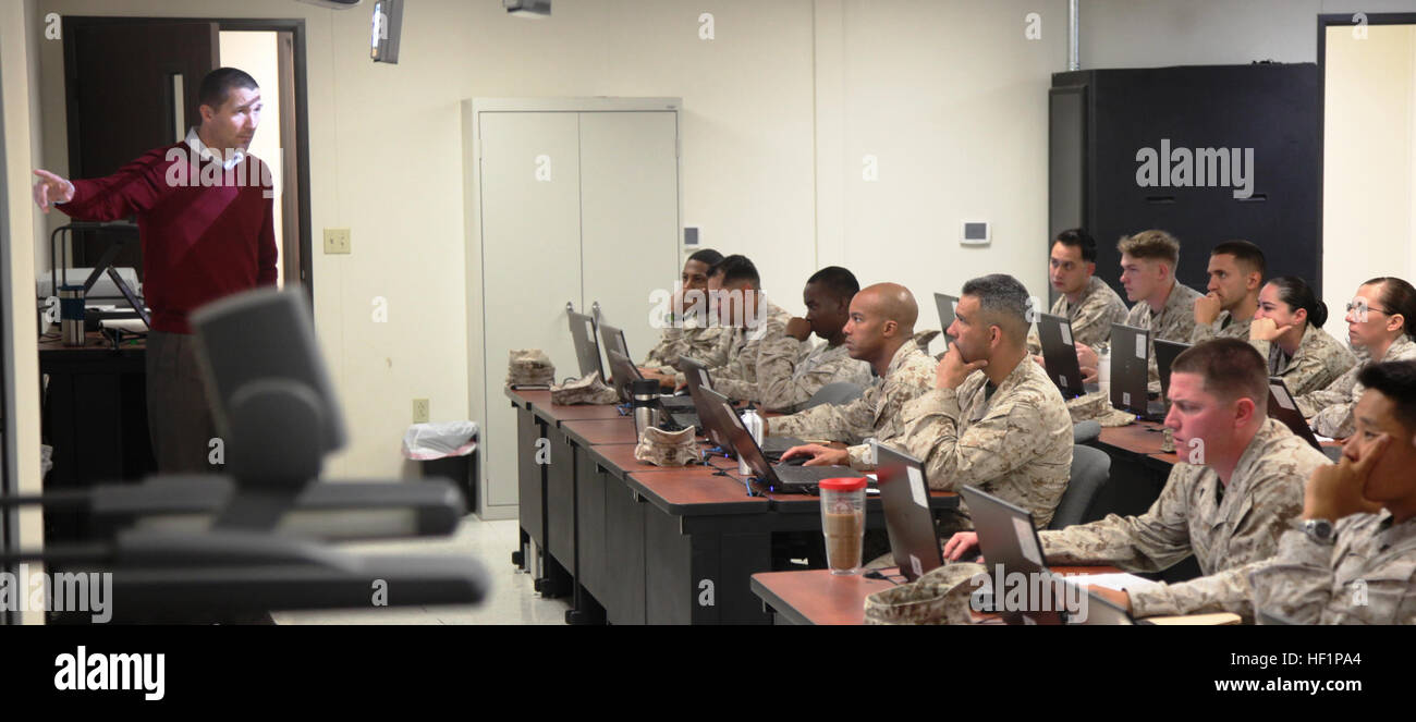 Ryan Roberts, a field support instructor for Marine Corps Training ...