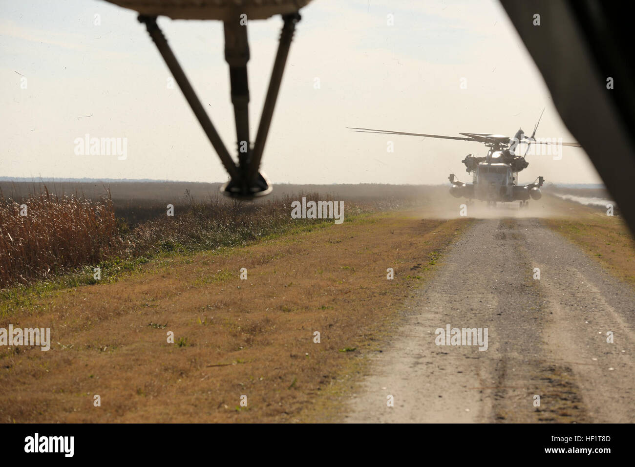 Marine light attack helicopter squadron 467 hi-res stock photography ...