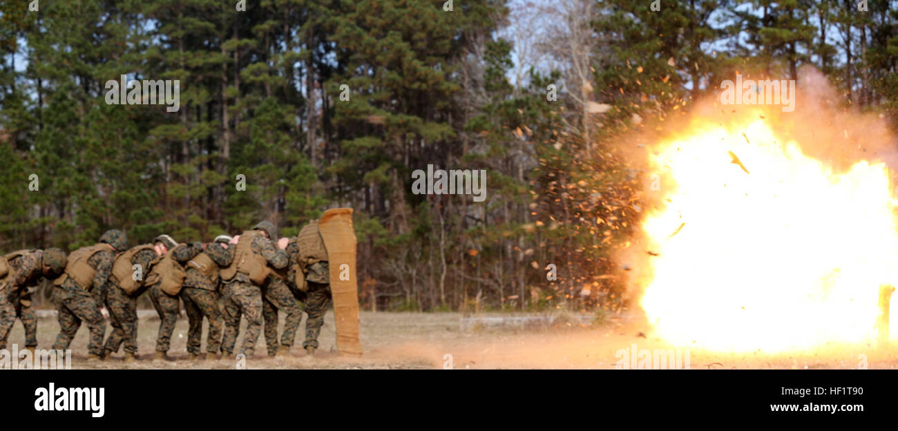 Blast blanket hi-res stock photography and images - Alamy