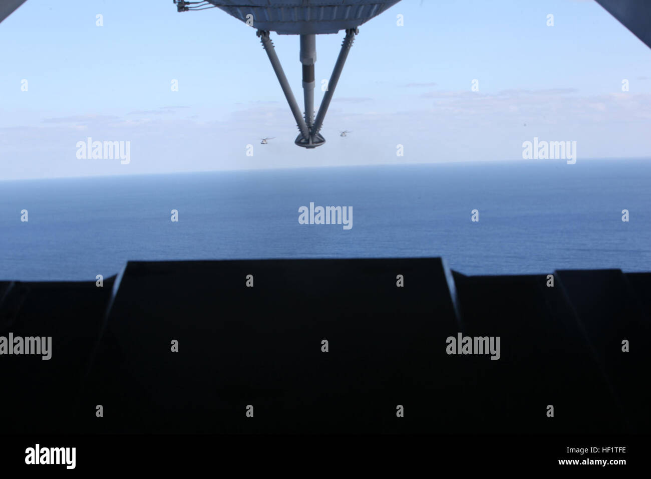 Marines with Marine Heavy Helicopter Squadron 361 fly CH-53E Super ...