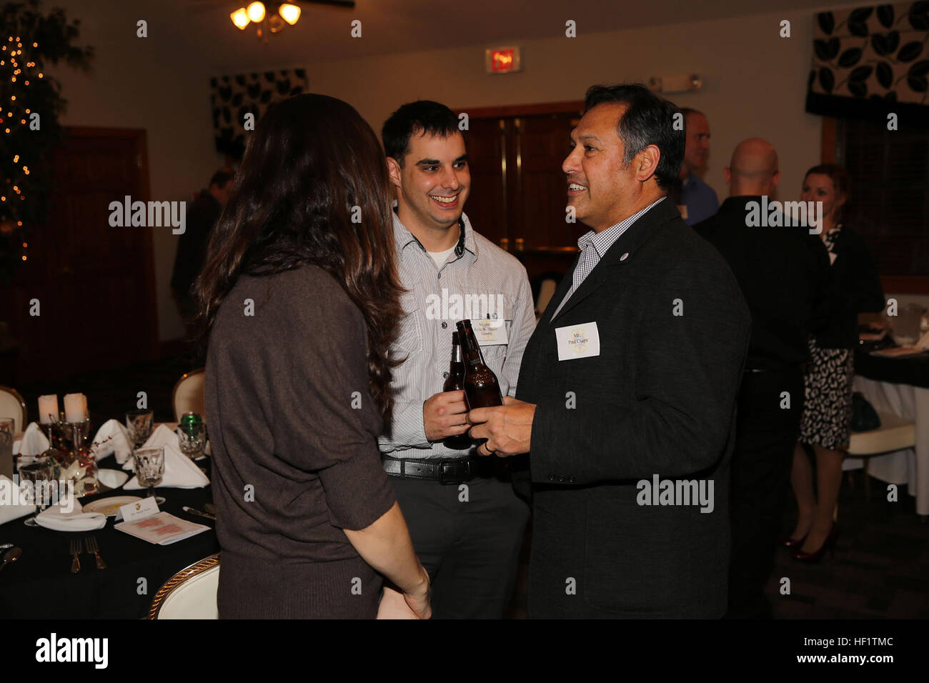 Paul Chapa (right), the founder of Food Industry Serving Heroes ...