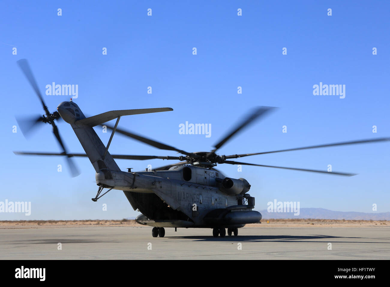 A U.S. Marine Corps CH-53E Super Stallion helicopter with Marine Heavy ...