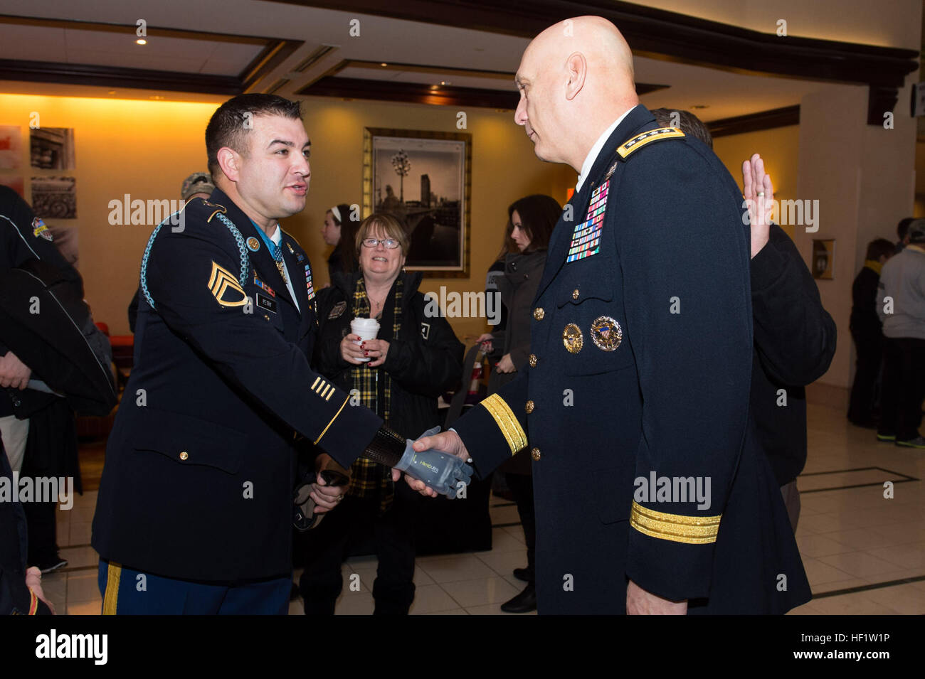 U.S. Army Chief of Staff Gen. Ray Odierno greets Medal of Honor ...