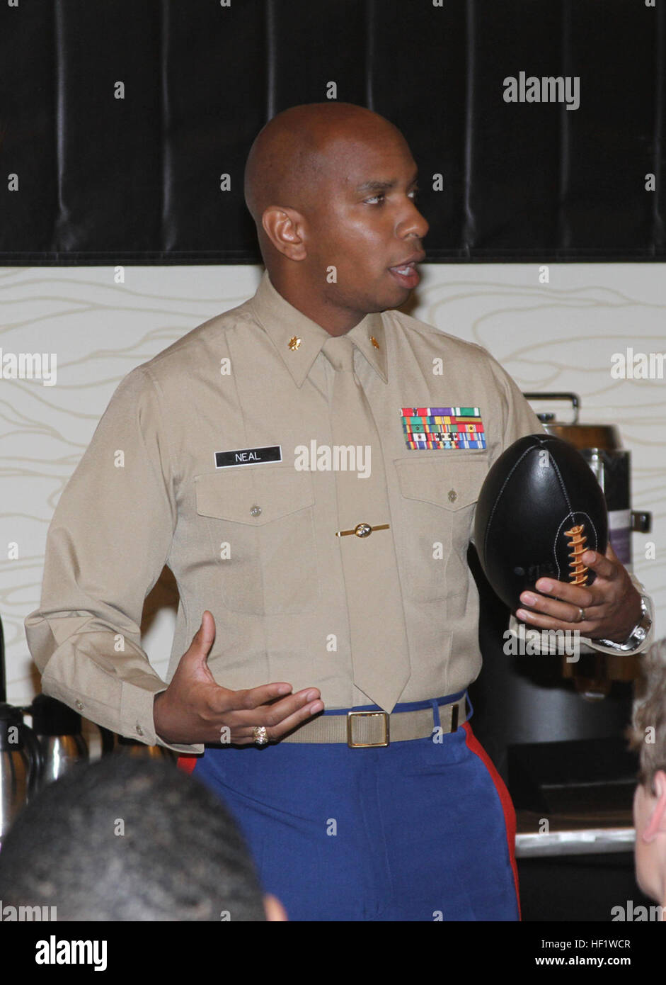 Maj. Dominique Neal, the commanding officer of Recruiting Station Los ...