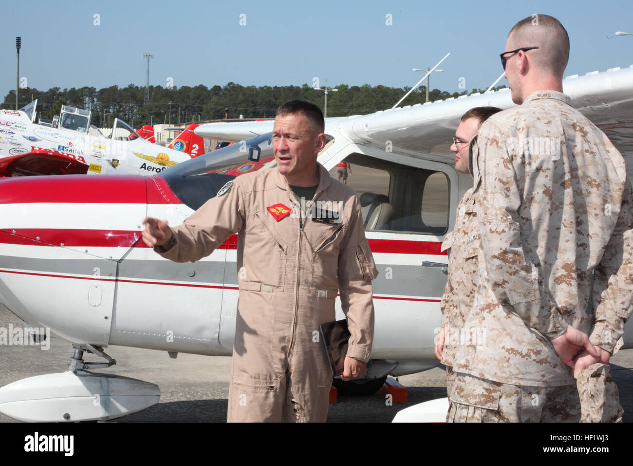 Bill Leff, an airshow performer, Aeroshell Acrobatic Team and Maj. Gen ...