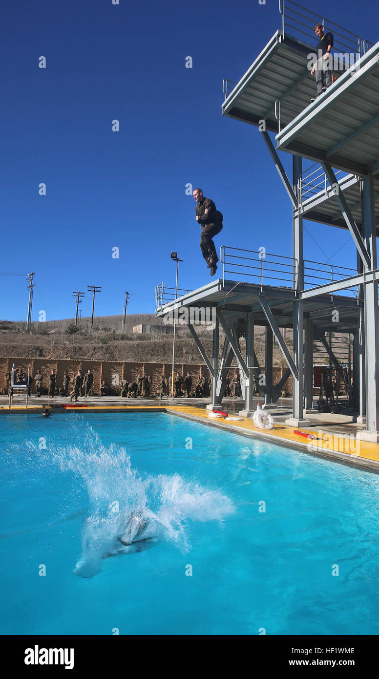 Marines with 7th Engineer Support Battalion, 1st Marine Logistics Group ...