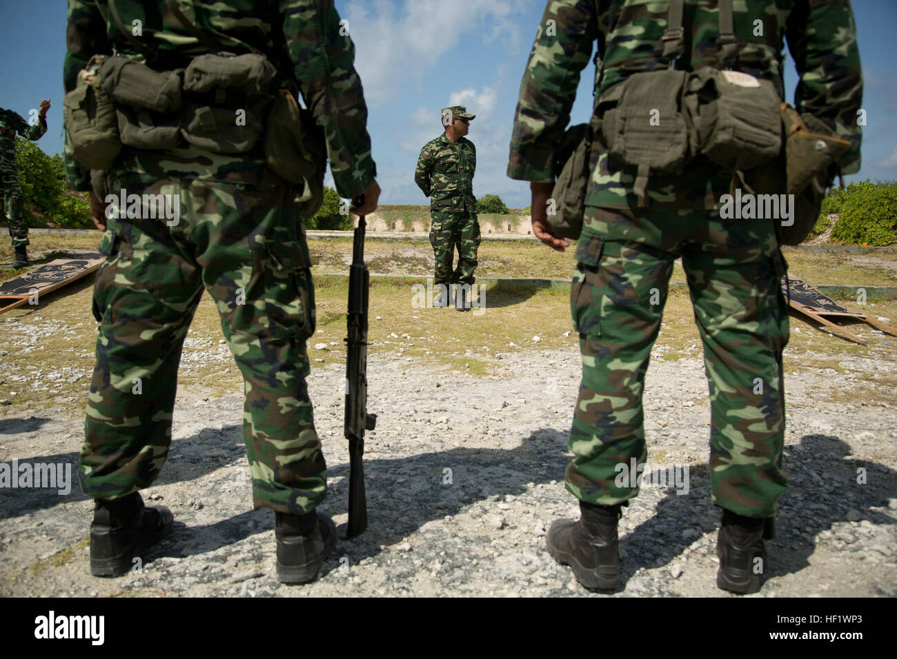 Maldivian national defense force hi-res stock photography and images ...