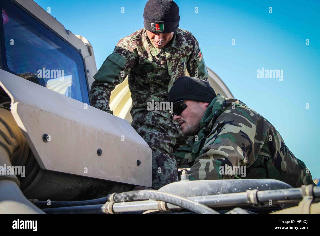 Soldiers from the Afghan National Army's 2nd Brigade, 205th Corps ...