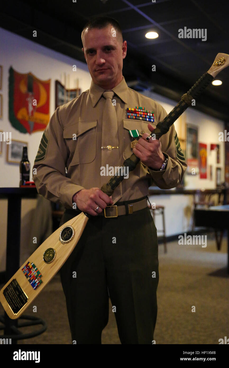 The company gunnery sergeant for headquarters company hi-res stock ...
