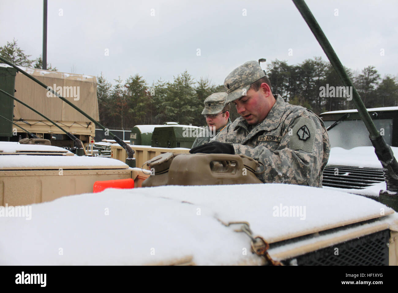 Guardsmen from Georgia's 560th Battlefield Surveillance Brigade react ...