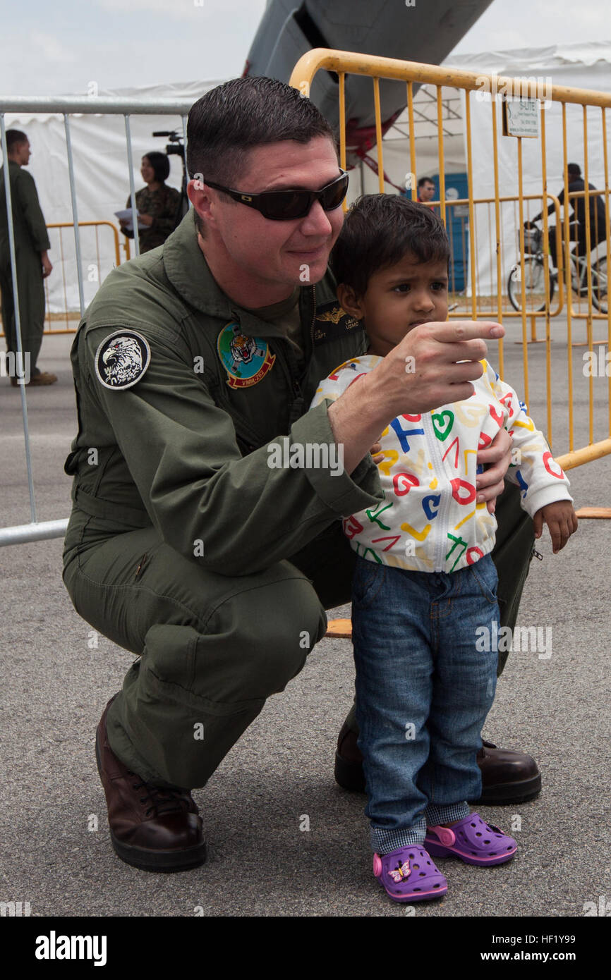 Engagement platforms hi-res stock photography and images - Alamy