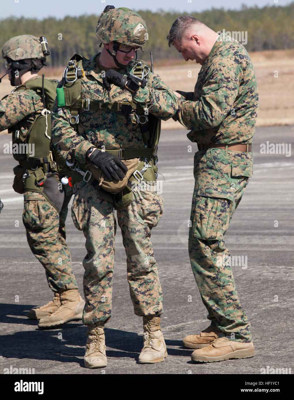 Sergeant Trent Endicott (left), a reconnaissance man with Force Company ...