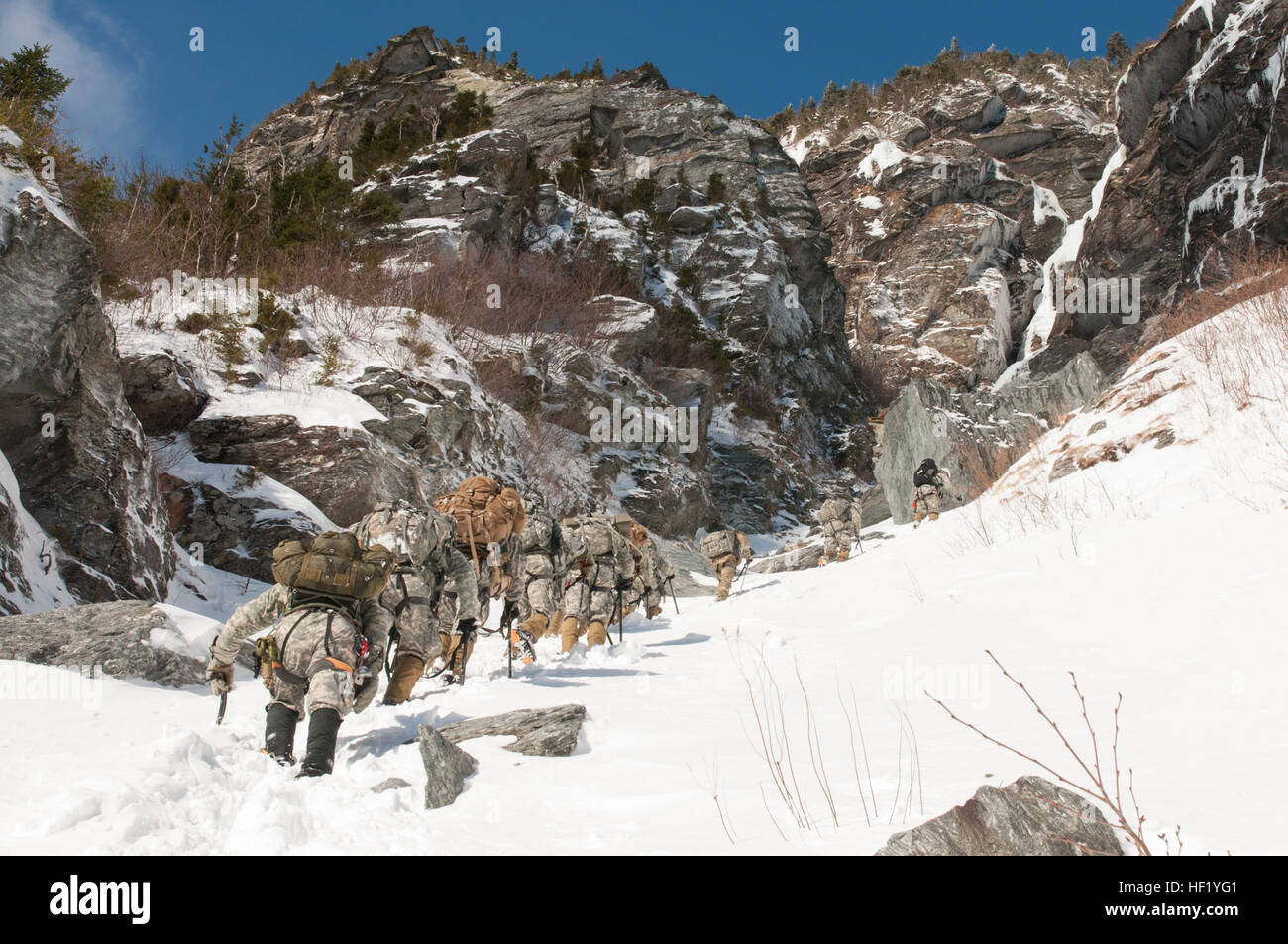 U.S. Soldiers with the Army Mountain Warfare Basic Mountaineering and ...