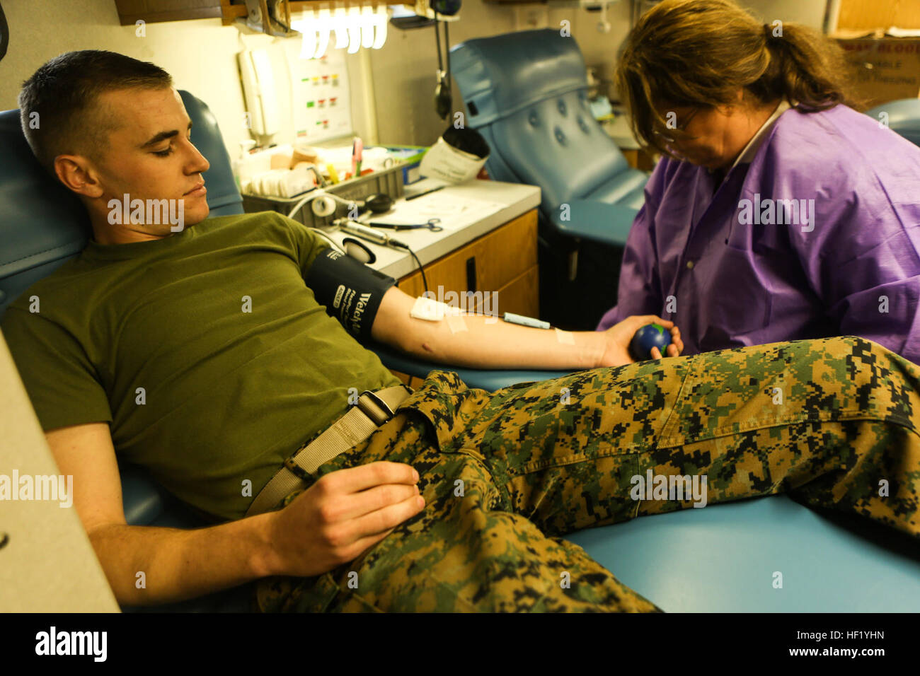 Blood transfusion war hi-res stock photography and images - Alamy
