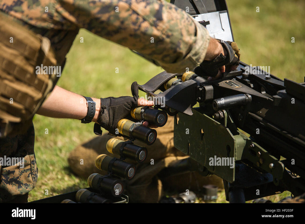 Mk19 40 mm grenade machine gun hi-res stock photography and images - Alamy