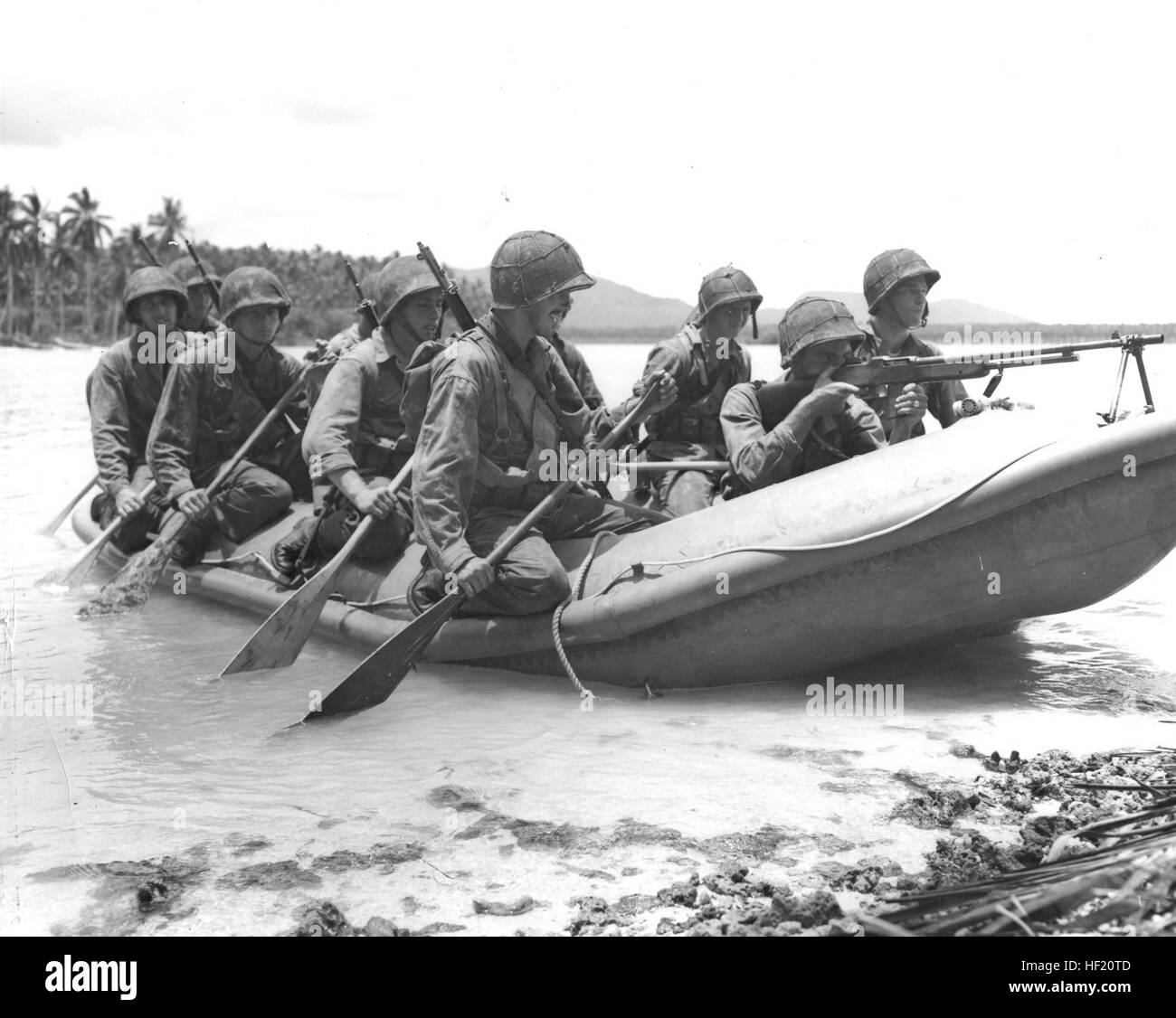 Marine Raiders landing on Pavuvu Stock Photo - Alamy
