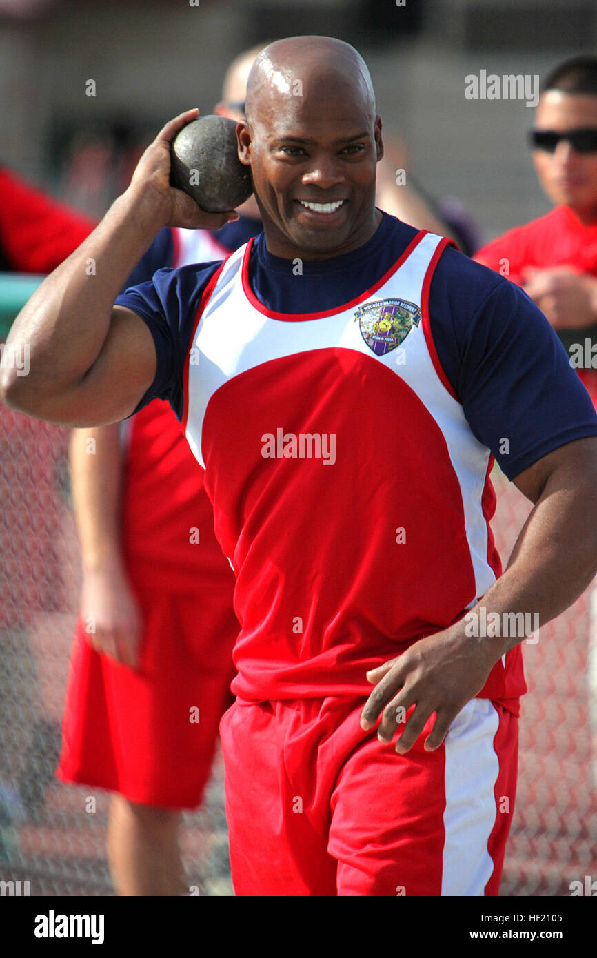 Wounded Warrior Battalion West's Master Gunnery Sgt. Carnell Martin of ...