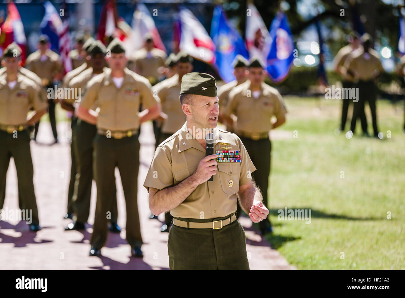 The commanding officer of the 24th marine expeditionary unit hi-res ...