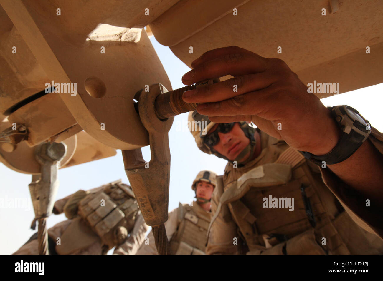 Marines with Combat Logistics Battalion 5, 1st Marine Logistics Group ...