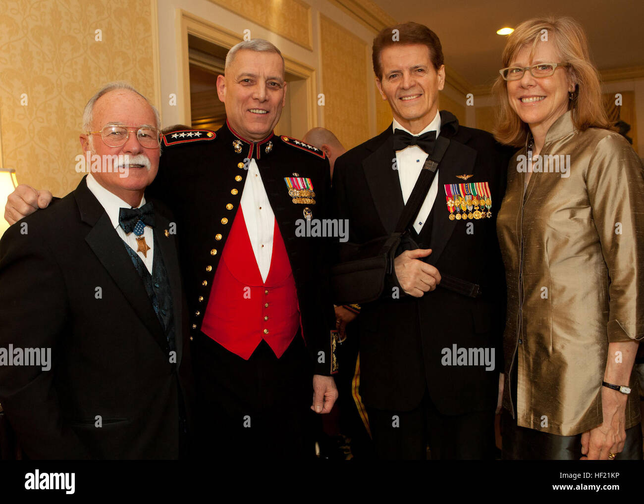 Col barnum hi-res stock photography and images - Alamy